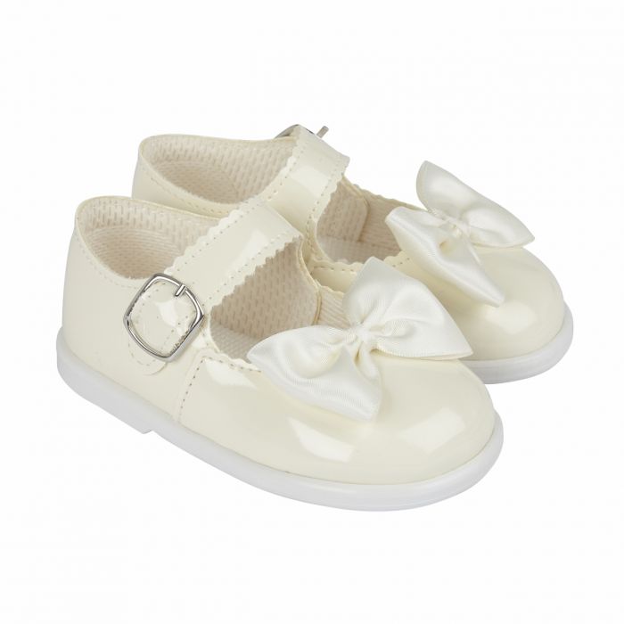 EARLY DAYS ivory patent hard sole shoe - H505 - Niamh & Ruby's